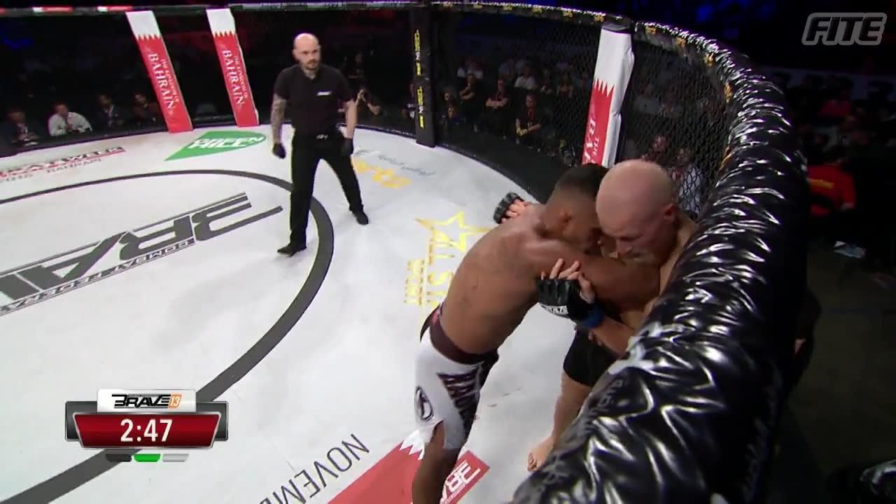 Brave 13 Erik Carlsson vs. Erick Da Silva - TrillerTV - Powered by FITE