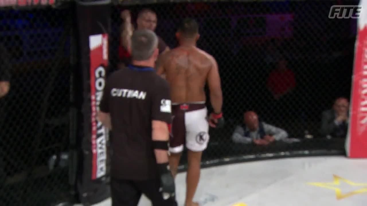 Brave 13 Erik Carlsson vs. Erick Da Silva - TrillerTV - Powered by FITE