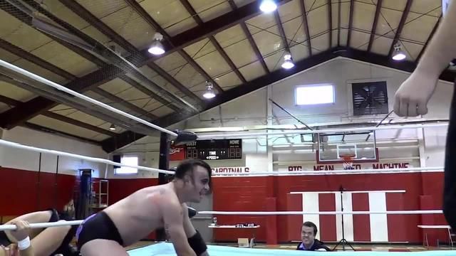 W 113 - TrillerTV - Powered by FITE