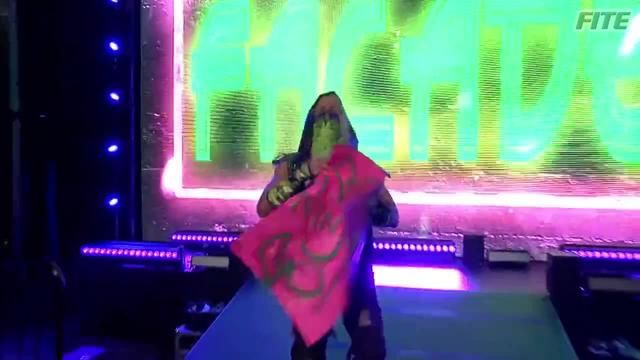 ROH #383 - Facade makes his way to the ring - TrillerTV - Powered by FITE