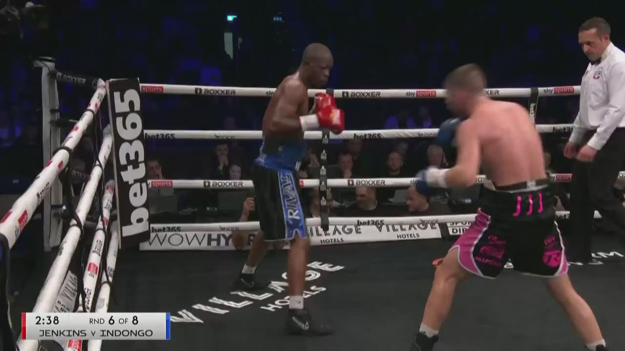 Claressa Shields vs Ema Kozin - Official Replay - TrillerTV - Powered by FITE