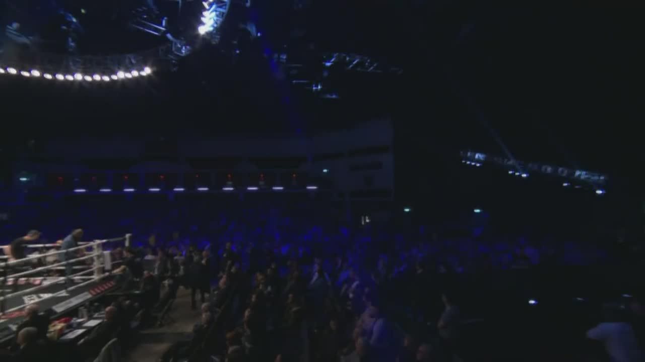 Claressa Shields vs Ema Kozin - Official Replay - TrillerTV - Powered by FITE