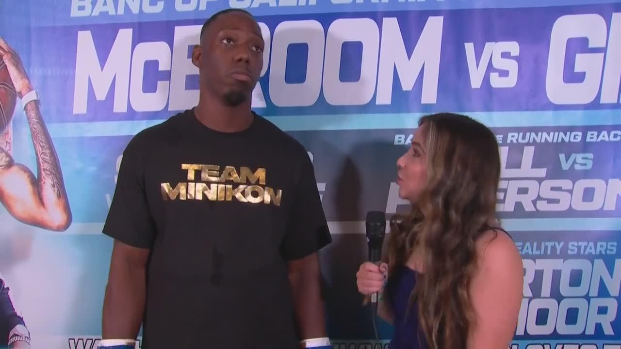 Social Gloves - No More Talk!: Austin McBroom vs Aneson Gib - Official ...