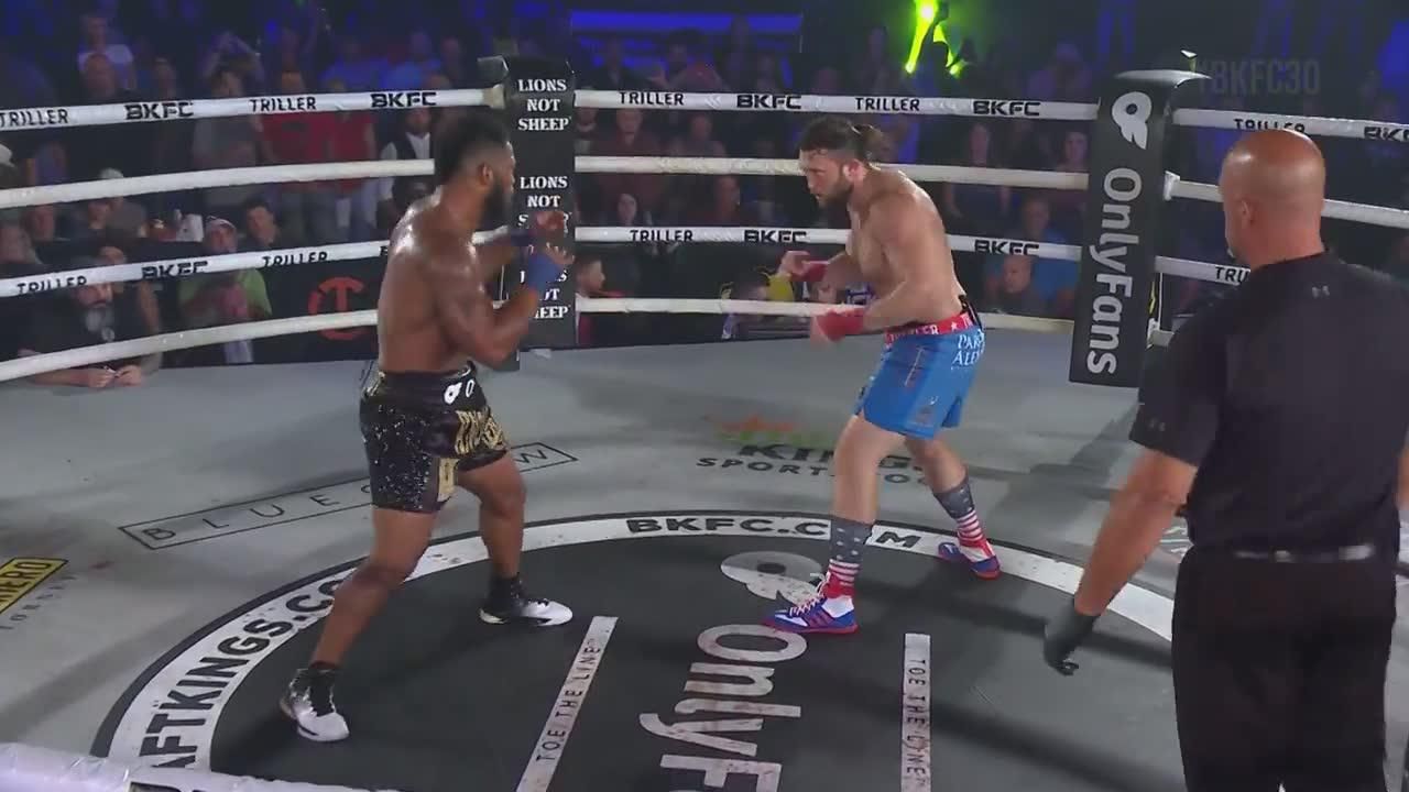 BKFC 30 Monroe: Lorenzo Hunt vs Quentin Henry - Official Replay ...