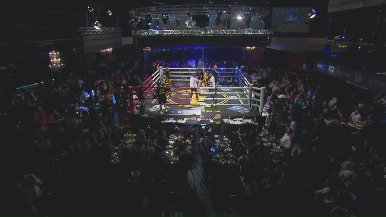 Ellis Boxing: Brent Leon vs Daniel Holmes - Official Replay - TrillerTV ...