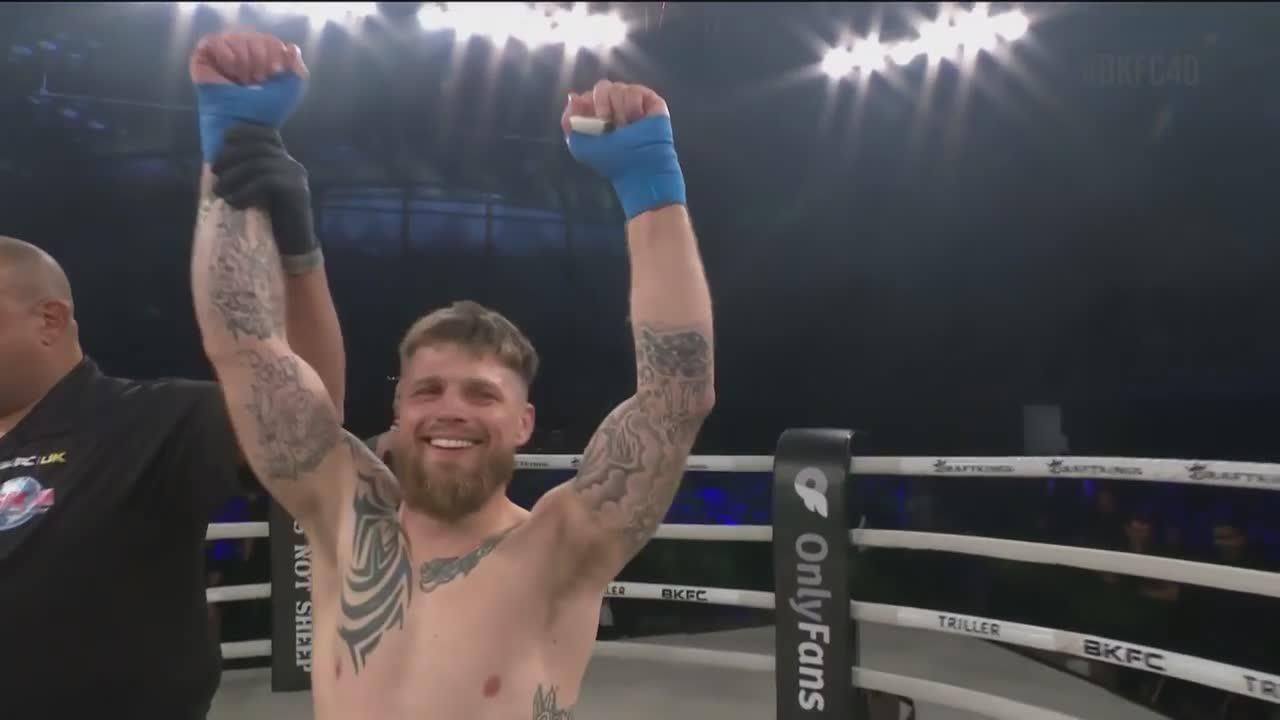 BKFC 40: Anthony Holmes vs Danny Christie - Official Replay - TrillerTV ...