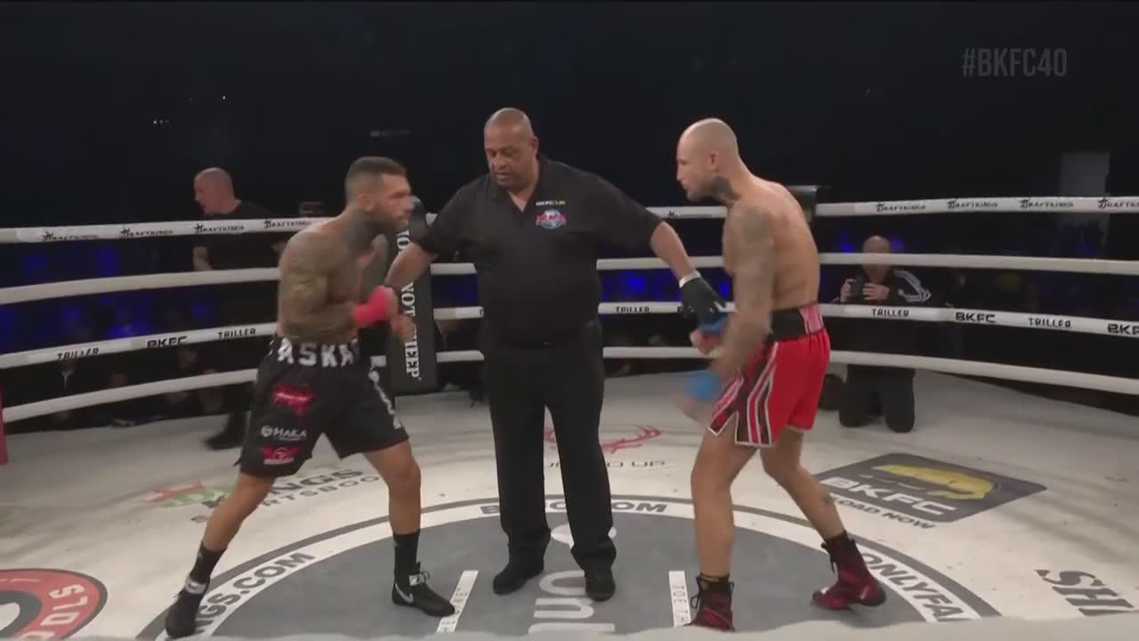 BKFC 40: Anthony Holmes vs Danny Christie - Official Replay - TrillerTV ...