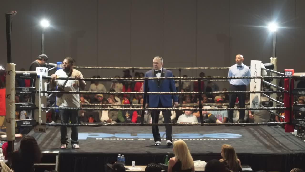 Pulse Boxing: Albert "The Prince" Bell vs William Encarnacion ...